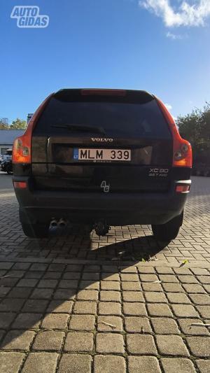 Volvo XC90 2003 in Kretinga, with an engine capacity of 2.50 L and mileage of 305 thousand km for 3300 €, photo 6 on AUTOMOTO.COM.LV