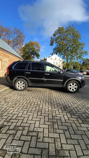 Volvo XC90 2003 in Kretinga, with an engine capacity of 2.50 L and mileage of 305 thousand km for 3300 €, photo 9 on AUTOMOTO.COM.LV