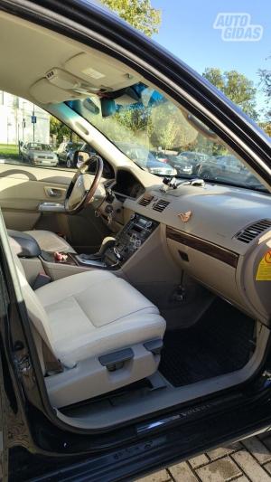 Volvo XC90 2003 in Kretinga, with an engine capacity of 2.50 L and mileage of 305 thousand km for 3300 €, photo 18 on AUTOMOTO.COM.LV