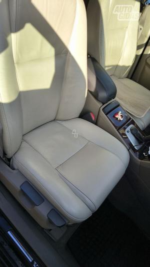 Volvo XC90 2003 in Kretinga, with an engine capacity of 2.50 L and mileage of 305 thousand km for 3300 €, photo 19 on AUTOMOTO.COM.LV
