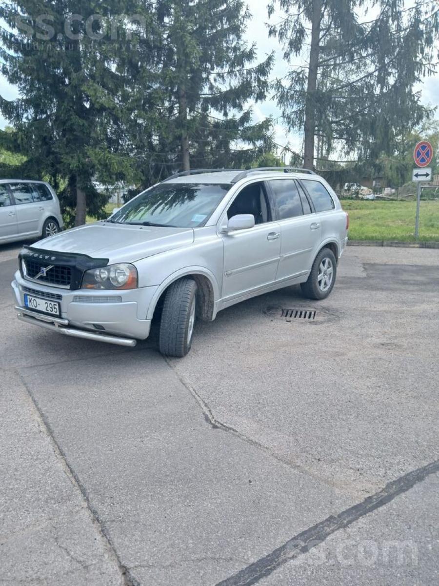 Volvo XC90 2004 Jelgava, ar dzinēja tilpumu 2.40 L un nobraukumu 311 tūkst. km par 2850 €, foto 4 vietnē AUTOMOTO.COM.LV