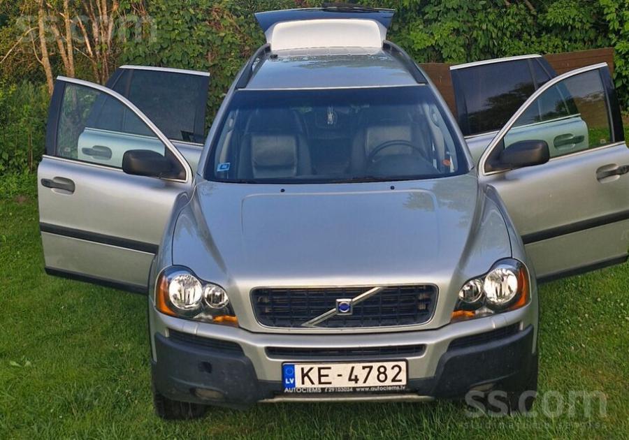Volvo XC90 2004 Aizkraukle, ar dzinēja tilpumu 2.40 L un nobraukumu 368 tūkst. km par 2100 €, foto 1 vietnē AUTOMOTO.COM.LV