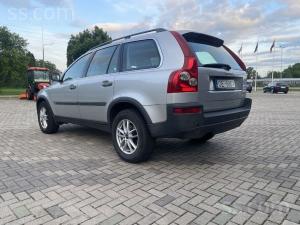 Volvo XC90 2004 in Ogre, with an engine capacity of 2.40 L and mileage of 295 thousand km for 5570 €, photo 3 on AUTOMOTO.COM.LV