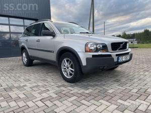 Volvo XC90 2004 in Ogre, with an engine capacity of 2.40 L and mileage of 295 thousand km for 5570 €, photo 6 on AUTOMOTO.COM.LV