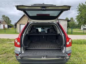 Volvo XC90 2004 Tukums, ar dzinēja tilpumu 2.40 L un nobraukumu 327 tūkst. km par 4290 €, foto 7 vietnē AUTOMOTO.COM.LV