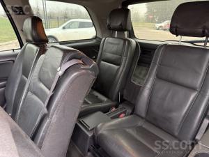 Volvo XC90 2004 Rīga, ar dzinēja tilpumu 2.50 L un nobraukumu 324 tūkst. km par 2950 €, foto 15 vietnē AUTOMOTO.COM.LV