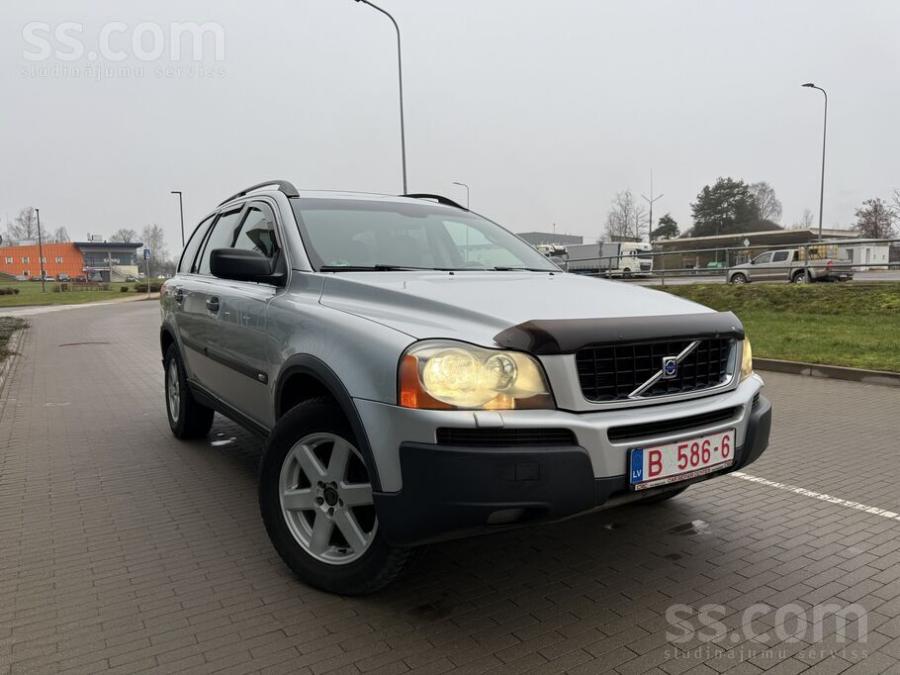 Volvo XC90 2004 Rēzekne, ar dzinēja tilpumu 2.40 L un nobraukumu 379 tūkst. km par 4490 €, foto 2 vietnē AUTOMOTO.COM.LV
