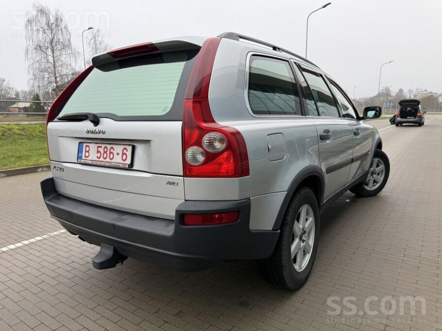 Volvo XC90 2004 Rēzekne, ar dzinēja tilpumu 2.40 L un nobraukumu 379 tūkst. km par 4490 €, foto 5 vietnē AUTOMOTO.COM.LV