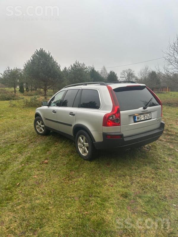 Volvo XC90 2004 Kuldīga, ar dzinēja tilpumu 2.40 L un nobraukumu 400 tūkst. km par 3800 €, foto 2 vietnē AUTOMOTO.COM.LV