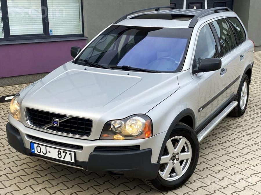 Volvo XC90 2004 in Riga, with an engine capacity of 2.50 L and mileage of 267 thousand km for 5500 €, photo 4 on AUTOMOTO.COM.LV