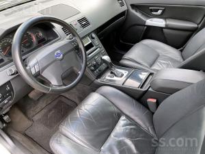 Volvo XC90 2004 in Riga, with an engine capacity of 2.50 L and mileage of 267 thousand km for 5500 €, photo 10 on AUTOMOTO.COM.LV