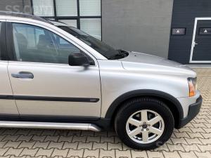 Volvo XC90 2004 in Riga, with an engine capacity of 2.50 L and mileage of 267 thousand km for 5500 €, photo 32 on AUTOMOTO.COM.LV