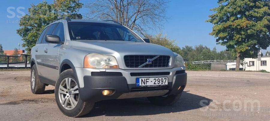 Volvo XC90 2004 in Riga, with an engine capacity of 2.40 L and mileage of 380 thousand km for 4100 €, photo 2 on AUTOMOTO.COM.LV