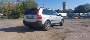 Volvo XC90 2004 in Riga, with an engine capacity of 2.40 L and mileage of 380 thousand km for 4100 €, photo 4 on AUTOMOTO.COM.LV