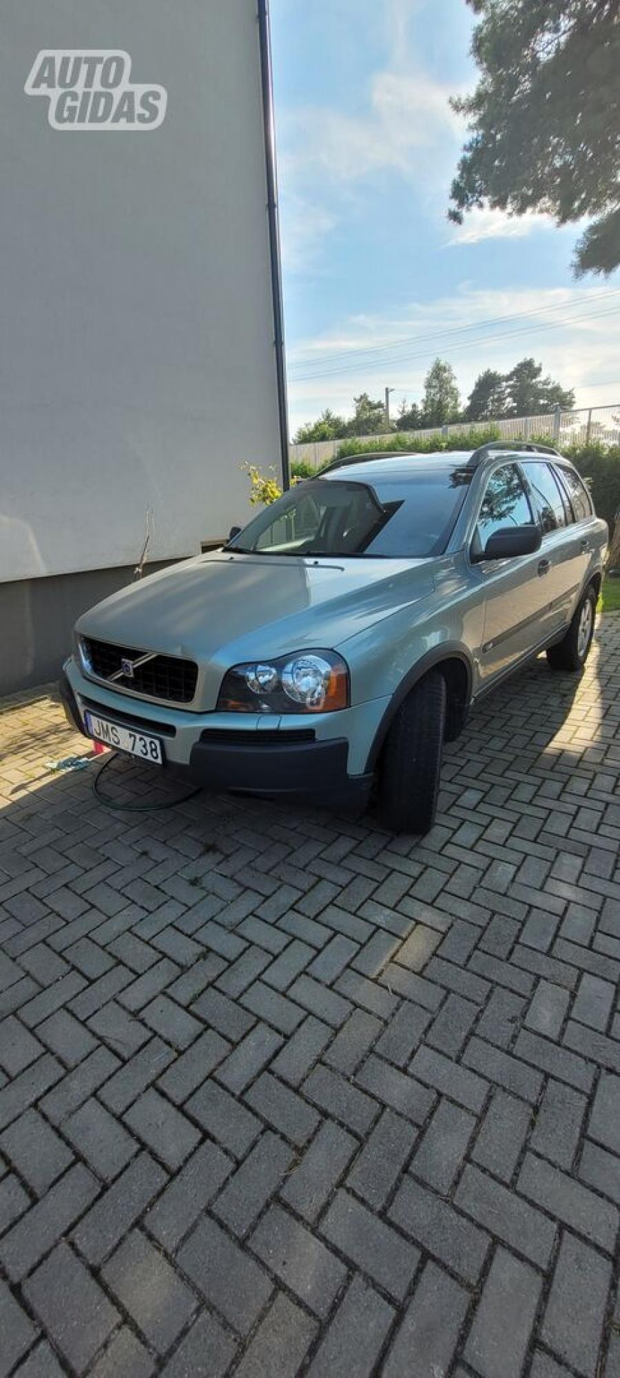 Volvo XC90 2004 in Klaipeda, with an engine capacity of 2.40 L and mileage of 469 thousand km for 1900 €, photo 2 on AUTOMOTO.COM.LV