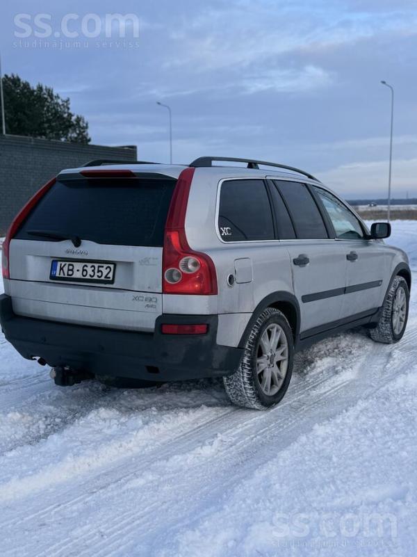 Volvo XC90 2004 Tukums, ar dzinēja tilpumu 2.50 L un nobraukumu 369 tūkst. km par 2500 €, foto 6 vietnē AUTOMOTO.COM.LV