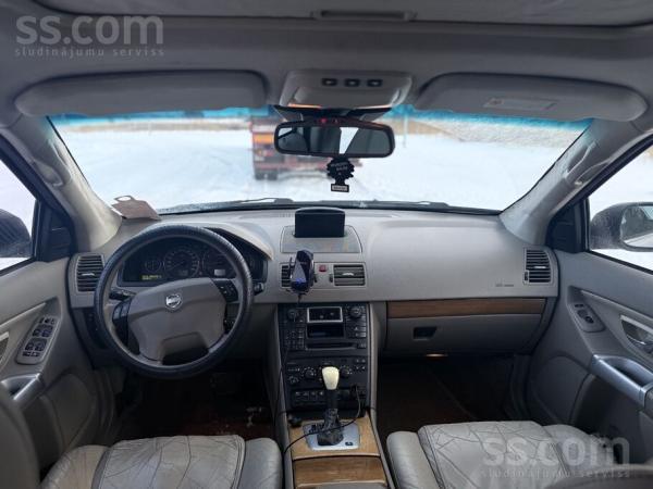 Volvo XC90 2004 Tukums, ar dzinēja tilpumu 2.50 L un nobraukumu 369 tūkst. km par 2500 €, foto 9 vietnē AUTOMOTO.COM.LV
