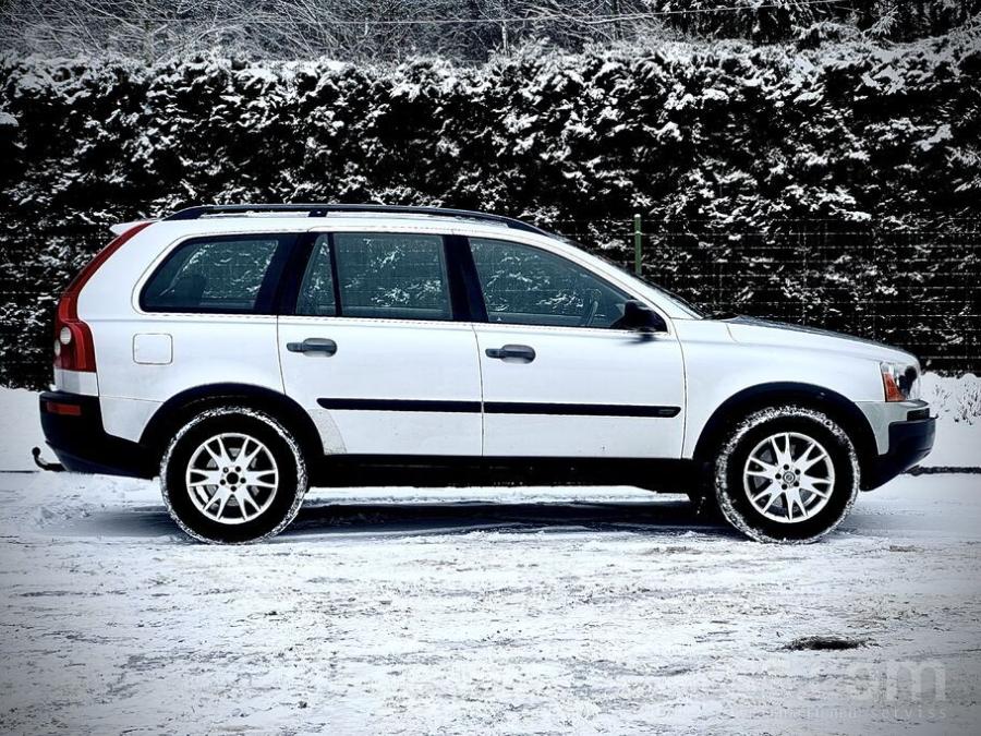 Volvo XC90 2004 in Jurmala, with an engine capacity of 2.40 L and mileage of 0 thousand km for 2990 €, photo 14 on AUTOMOTO.COM.LV