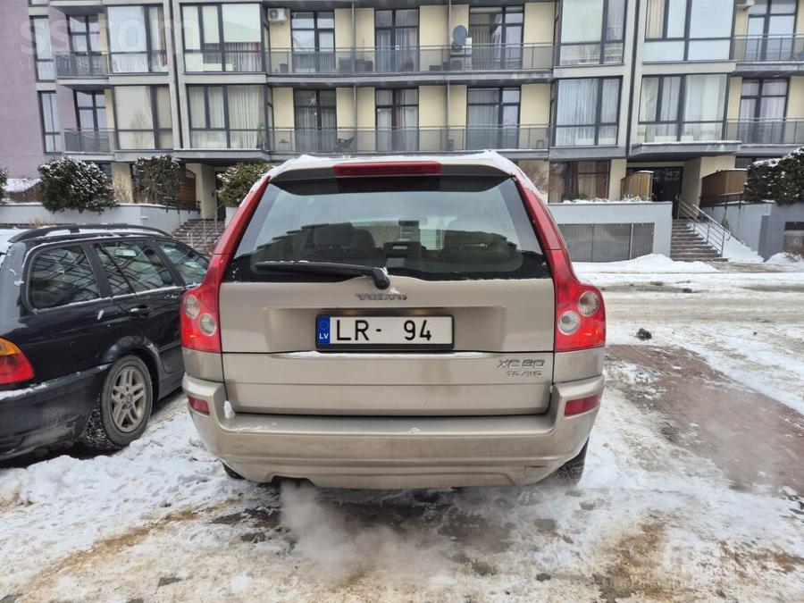 Volvo XC90 2004 in Riga, with an engine capacity of 2.90 L and mileage of 371 thousand km for 2100 €, photo 2 on AUTOMOTO.COM.LV