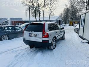 Volvo XC90 2004 in Riga, with an engine capacity of 2.50 L and mileage of 361 thousand km for 2200 €, photo 4 on AUTOMOTO.COM.LV
