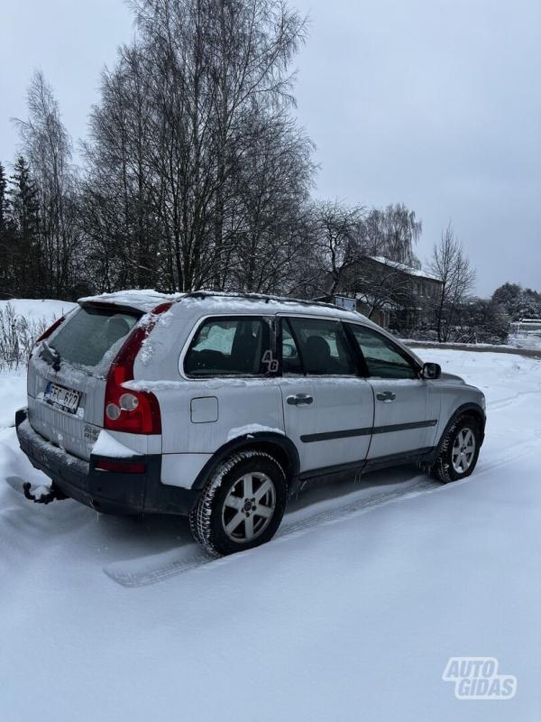 Volvo XC90 2004 Viļņa, ar dzinēja tilpumu 2.50 L un nobraukumu 425 tūkst. km par 2250 €, foto 3 vietnē AUTOMOTO.COM.LV