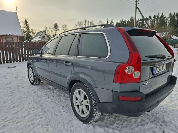 Volvo XC90 2004 in Sirvintos, with an engine capacity of 2.40 L and mileage of 3913 thousand km for 2200 €, photo 2 on AUTOMOTO.COM.LV