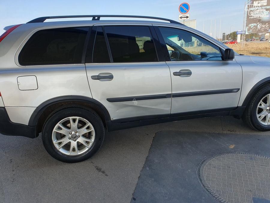 Volvo XC90 2004 Kauņa, ar dzinēja tilpumu 2.40 L un nobraukumu 447 tūkst. km par 2650 €, foto 7 vietnē AUTOMOTO.COM.LV