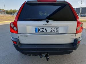Volvo XC90 2004 in Kaunas, with an engine capacity of 2.40 L and mileage of 447 thousand km for 2450 €, photo 6 on AUTOMOTO.COM.LV