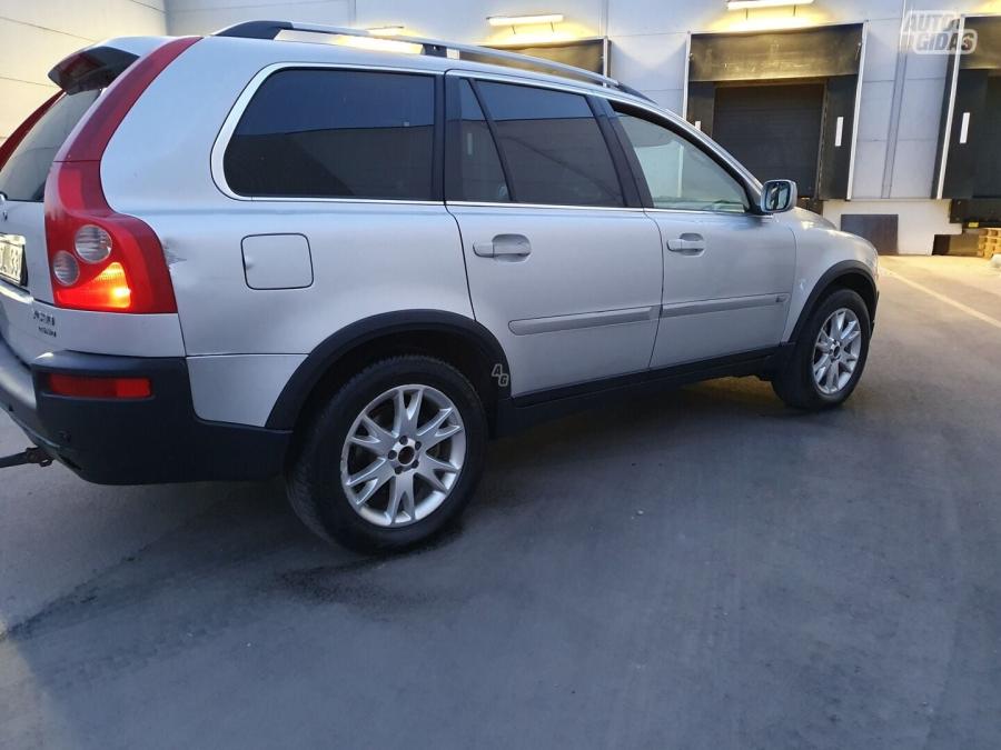 Volvo XC90 2004 in Kaunas, with an engine capacity of 2.40 L and mileage of 5 thousand km for 1850 €, photo 3 on AUTOMOTO.COM.LV
