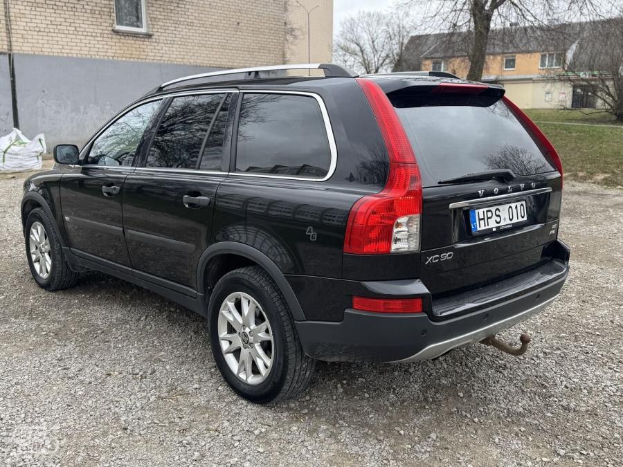 Volvo XC90 2004 Šauļi, ar dzinēja tilpumu 2.40 L un nobraukumu 111 tūkst. km par 2750 €, foto 5 vietnē AUTOMOTO.COM.LV