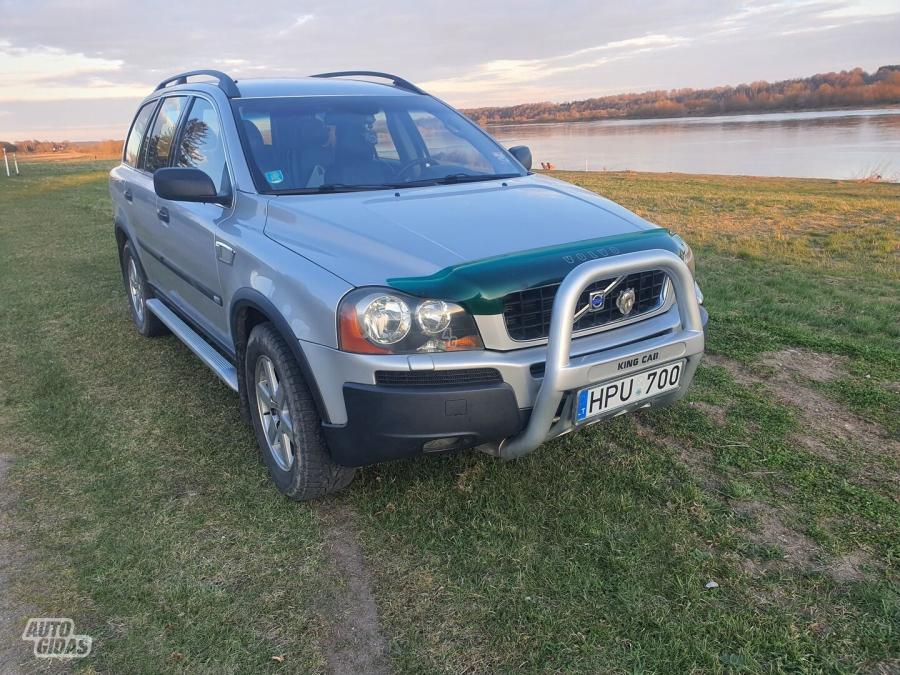 Volvo XC90 2004 in Jurbarkas, with an engine capacity of 2.40 L and mileage of 400 thousand km for 3700 €, photo 1 on AUTOMOTO.COM.LV