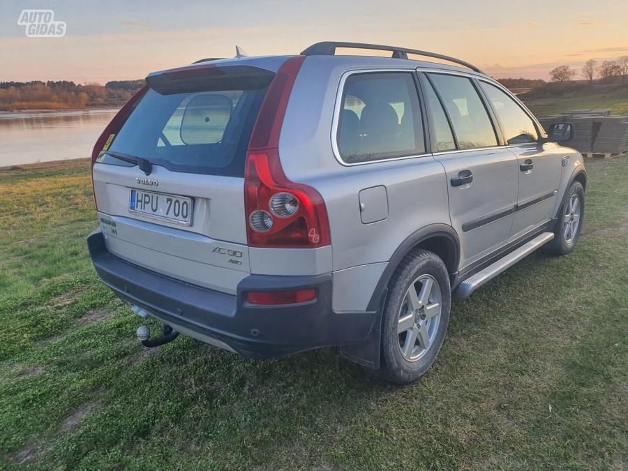 Volvo XC90 2004 in Jurbarkas, with an engine capacity of 2.40 L and mileage of 400 thousand km for 3700 €, photo 11 on AUTOMOTO.COM.LV