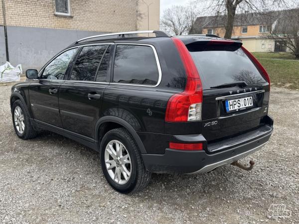 Volvo XC90 2004 Šauļi, ar dzinēja tilpumu 2.40 L un nobraukumu 111 tūkst. km par 3200 €, foto 5 vietnē AUTOMOTO.COM.LV