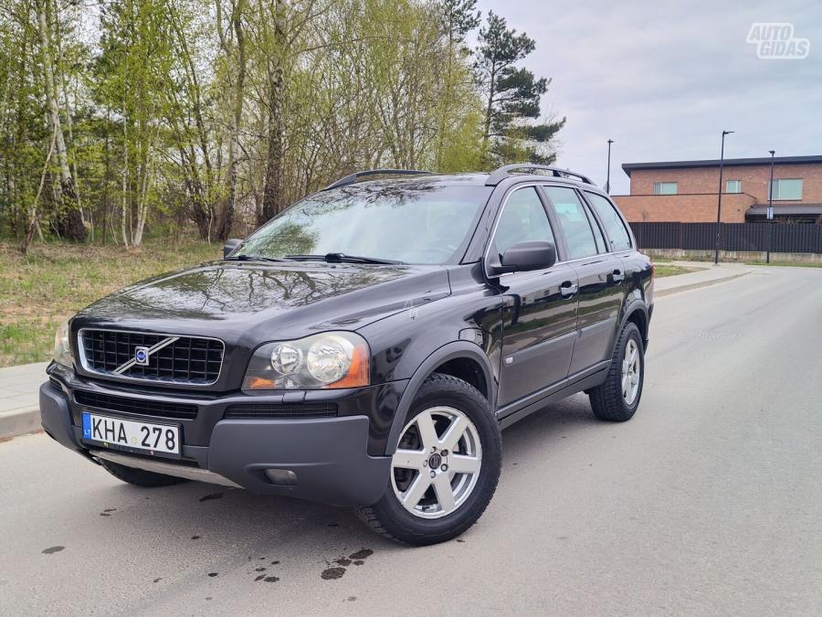 Volvo XC90 2004 in Vilnius, with an engine capacity of 2.40 L and mileage of 340 thousand km for 2950 €, photo 1 on AUTOMOTO.COM.LV