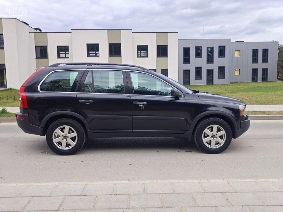 Volvo XC90 2004 in Vilnius, with an engine capacity of 2.40 L and mileage of 340 thousand km for 2950 €, photo 5 on AUTOMOTO.COM.LV