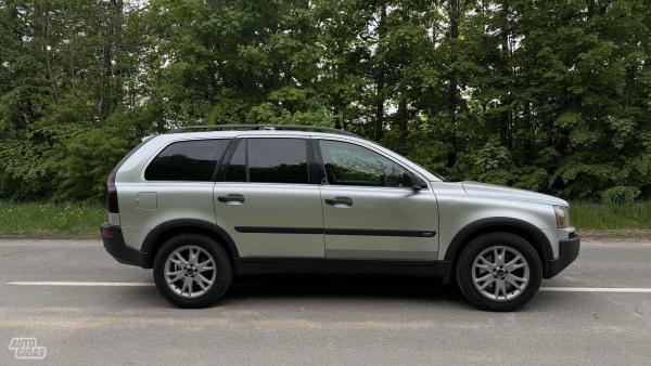 Volvo XC90 2004 in Kaunas, with an engine capacity of 2.40 L and mileage of 399 thousand km for 4350 €, photo 7 on AUTOMOTO.COM.LV