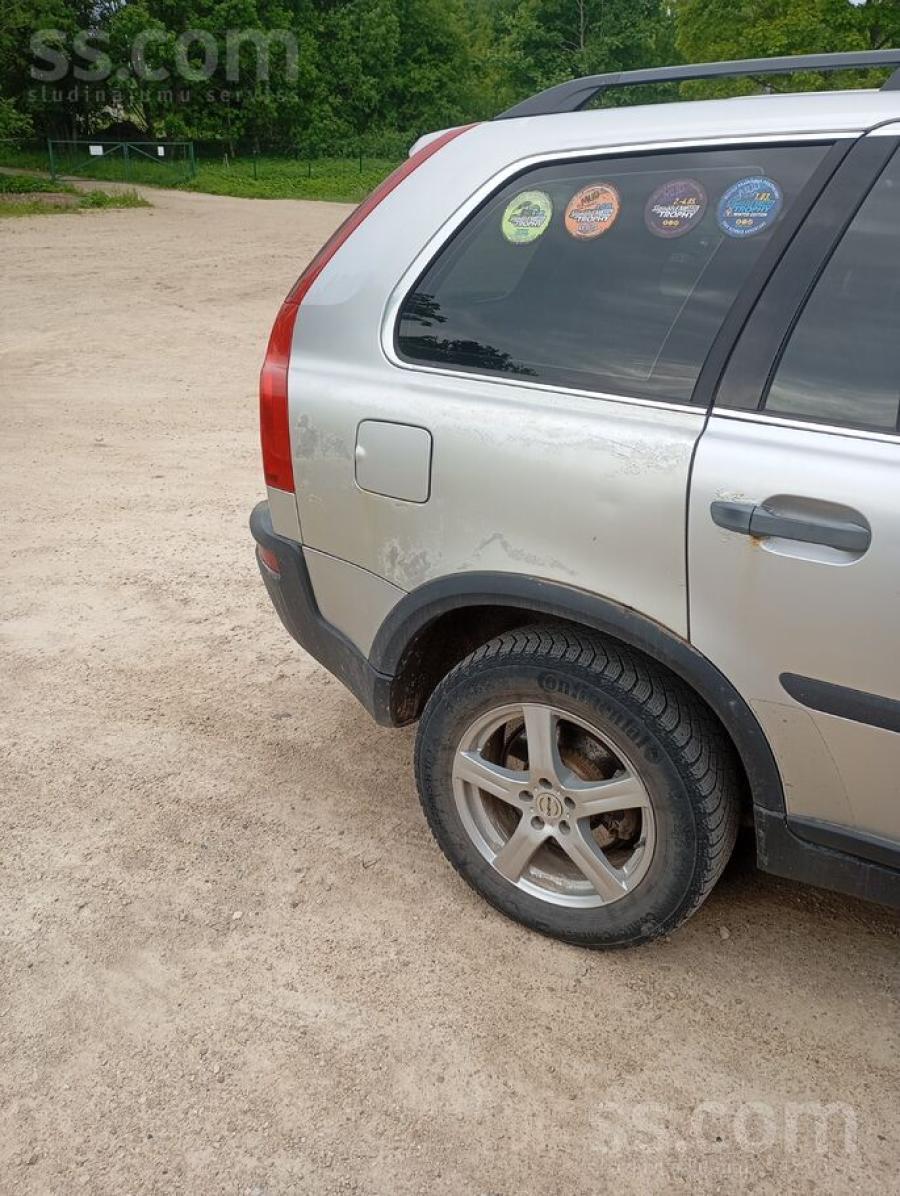Volvo XC90 2004 in Madona, with an engine capacity of 2.40 L and mileage of 479 thousand km for 1600 €, photo 4 on AUTOMOTO.COM.LV