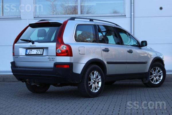 Volvo XC90 2004 Rīga, ar dzinēja tilpumu 2.40 L un nobraukumu 0 tūkst. km par 2495 €, foto 5 vietnē AUTOMOTO.COM.LV