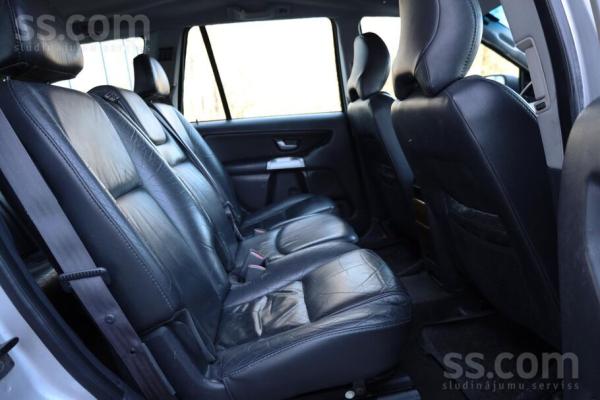Volvo XC90 2004 Rīga, ar dzinēja tilpumu 2.40 L un nobraukumu 0 tūkst. km par 2495 €, foto 9 vietnē AUTOMOTO.COM.LV