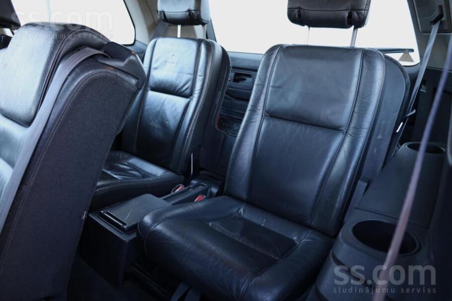 Volvo XC90 2004 Rīga, ar dzinēja tilpumu 2.40 L un nobraukumu 0 tūkst. km par 2495 €, foto 11 vietnē AUTOMOTO.COM.LV