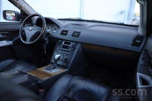 Volvo XC90 2004 Rīga, ar dzinēja tilpumu 2.40 L un nobraukumu 0 tūkst. km par 2495 €, foto 12 vietnē AUTOMOTO.COM.LV
