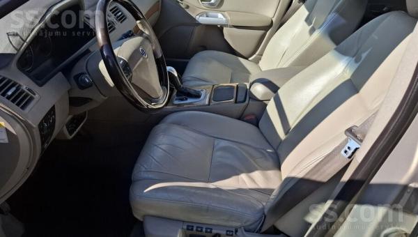 Volvo XC90 2004 Dobele, ar dzinēja tilpumu 2.90 L un nobraukumu 250 tūkst. km par 2150 €, foto 6 vietnē AUTOMOTO.COM.LV