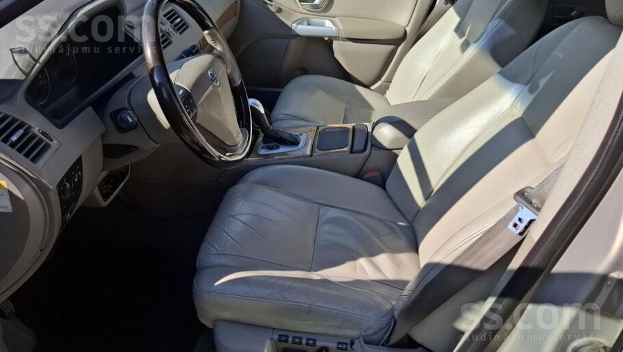 Volvo XC90 2004 Dobele, ar dzinēja tilpumu 2.90 L un nobraukumu 250 tūkst. km par 2150 €, foto 7 vietnē AUTOMOTO.COM.LV