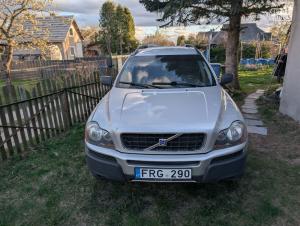 Volvo XC90 2004 in Kaunas, with an engine capacity of 2.40 L and mileage of 346 thousand km for 3300 €, photo 5 on AUTOMOTO.COM.LV