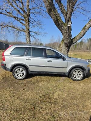 Volvo XC90 2004 Aizkraukle, ar dzinēja tilpumu 2.40 L un nobraukumu 362 tūkst. km par 6000 €, foto 4 vietnē AUTOMOTO.COM.LV