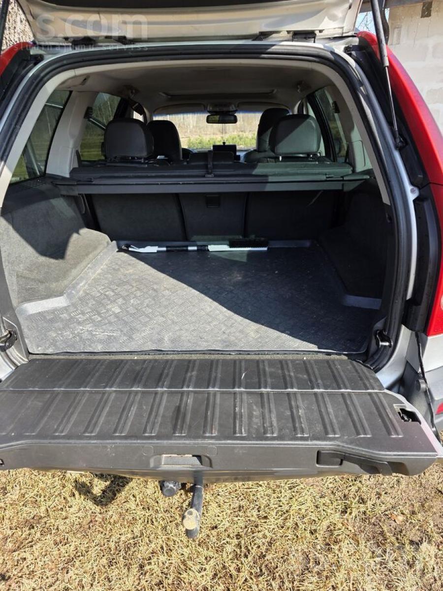 Volvo XC90 2004 Aizkraukle, ar dzinēja tilpumu 2.40 L un nobraukumu 362 tūkst. km par 6000 €, foto 7 vietnē AUTOMOTO.COM.LV