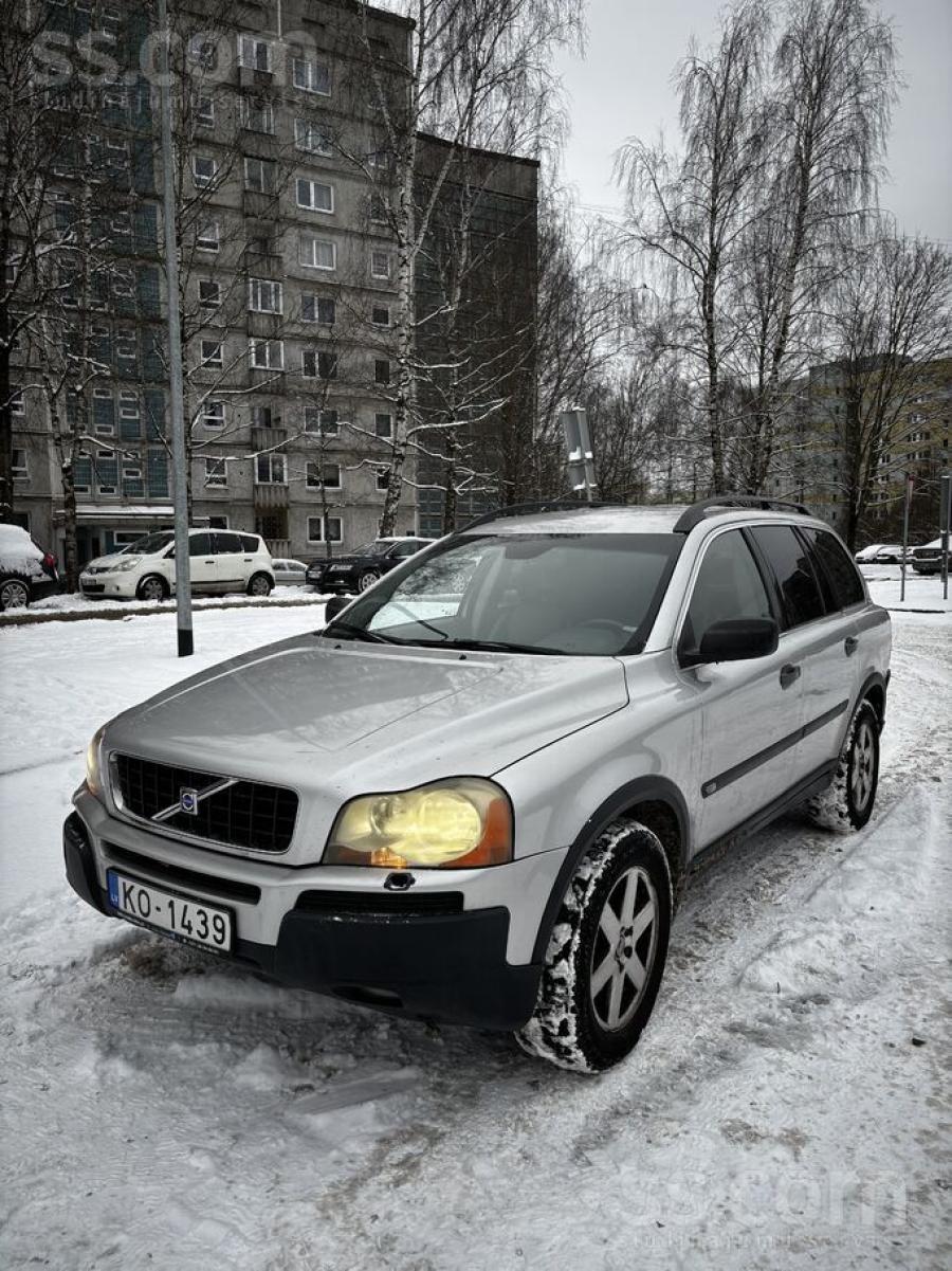 Volvo XC90 2004 Rīga, ar dzinēja tilpumu 2.40 L un nobraukumu 413 tūkst. km par 2500 €, foto 1 vietnē AUTOMOTO.COM.LV
