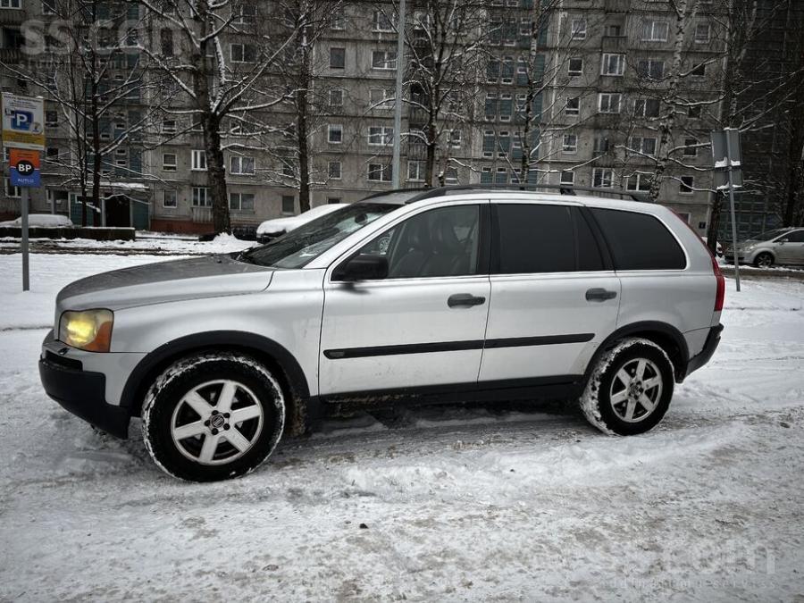 Volvo XC90 2004 Rīga, ar dzinēja tilpumu 2.40 L un nobraukumu 413 tūkst. km par 2500 €, foto 3 vietnē AUTOMOTO.COM.LV