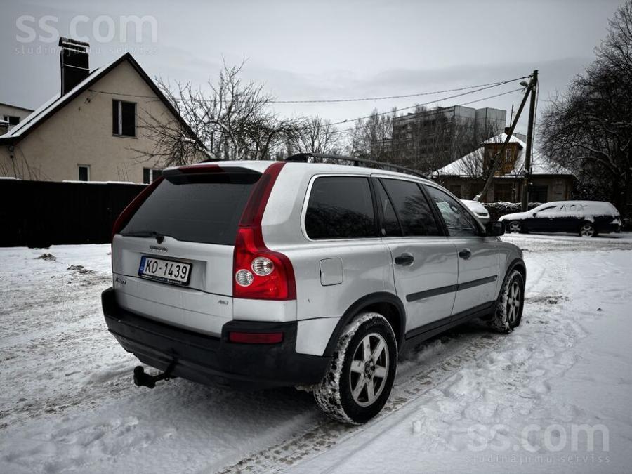 Volvo XC90 2004 Rīga, ar dzinēja tilpumu 2.40 L un nobraukumu 413 tūkst. km par 2500 €, foto 6 vietnē AUTOMOTO.COM.LV