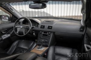 Volvo XC90 2004 Talsi, ar dzinēja tilpumu 2.40 L un nobraukumu 311 tūkst. km par 3990 €, foto 9 vietnē AUTOMOTO.COM.LV